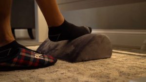 I Tested 10 Highly Rated Ergonomic Footrests